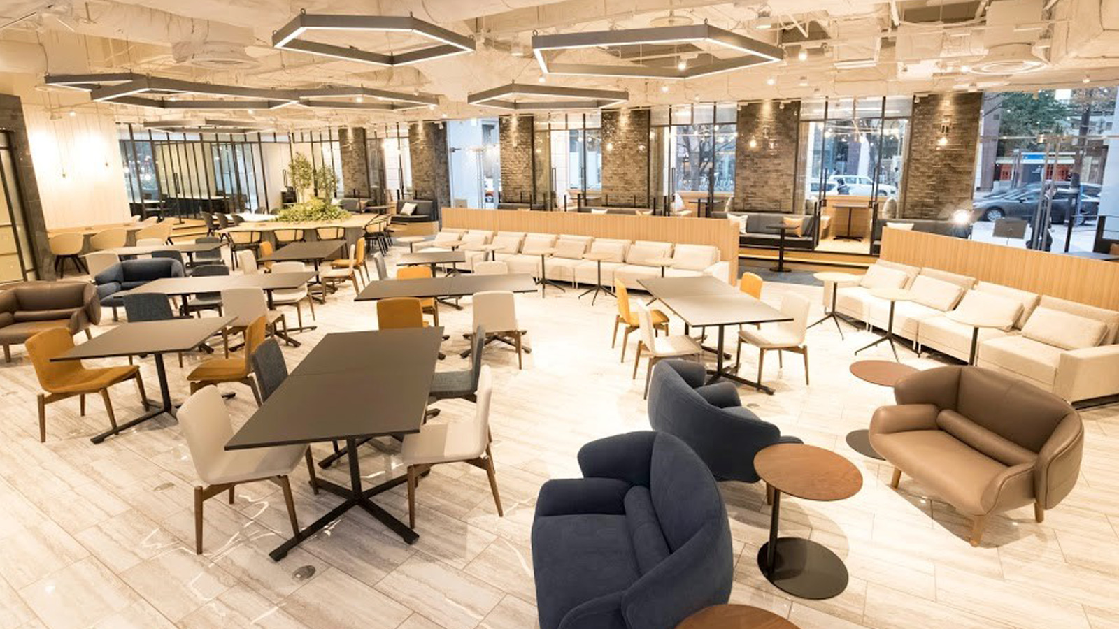 NewWork｜Store information｜九州｜fabbitGGアクロス福岡